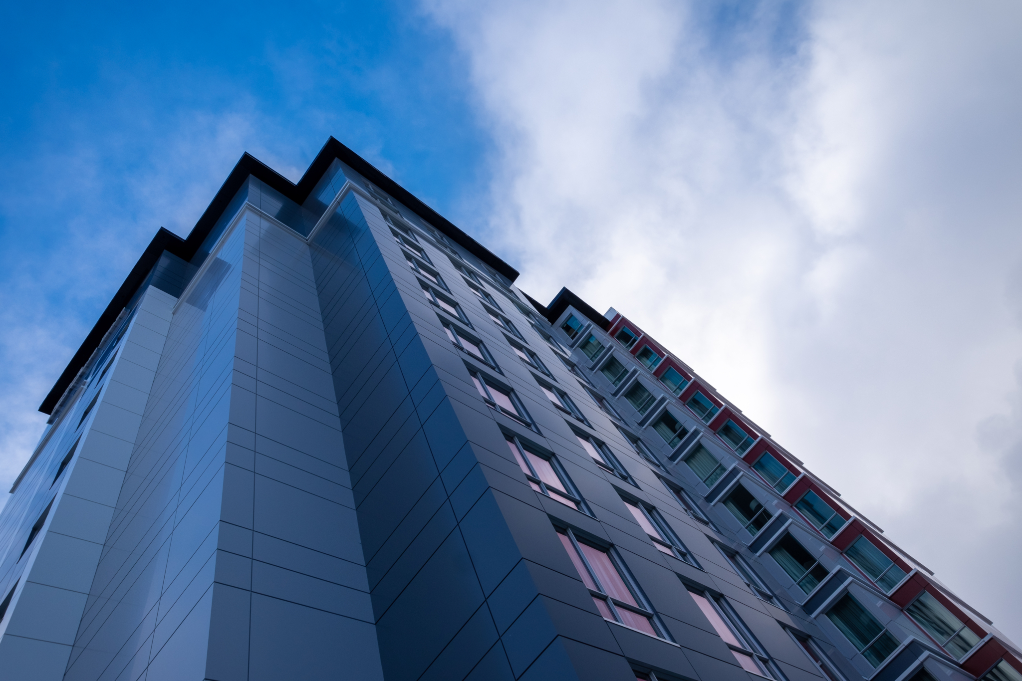 ACM Cladding: Why It Is Banned In The UK