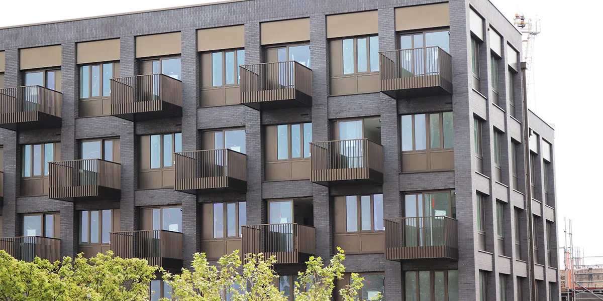 The 7 Benefits of Commercial Cladding | Building Panels